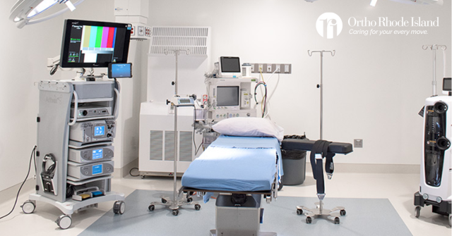 “What is it like in the operating room?” – Ortho Rhode Island